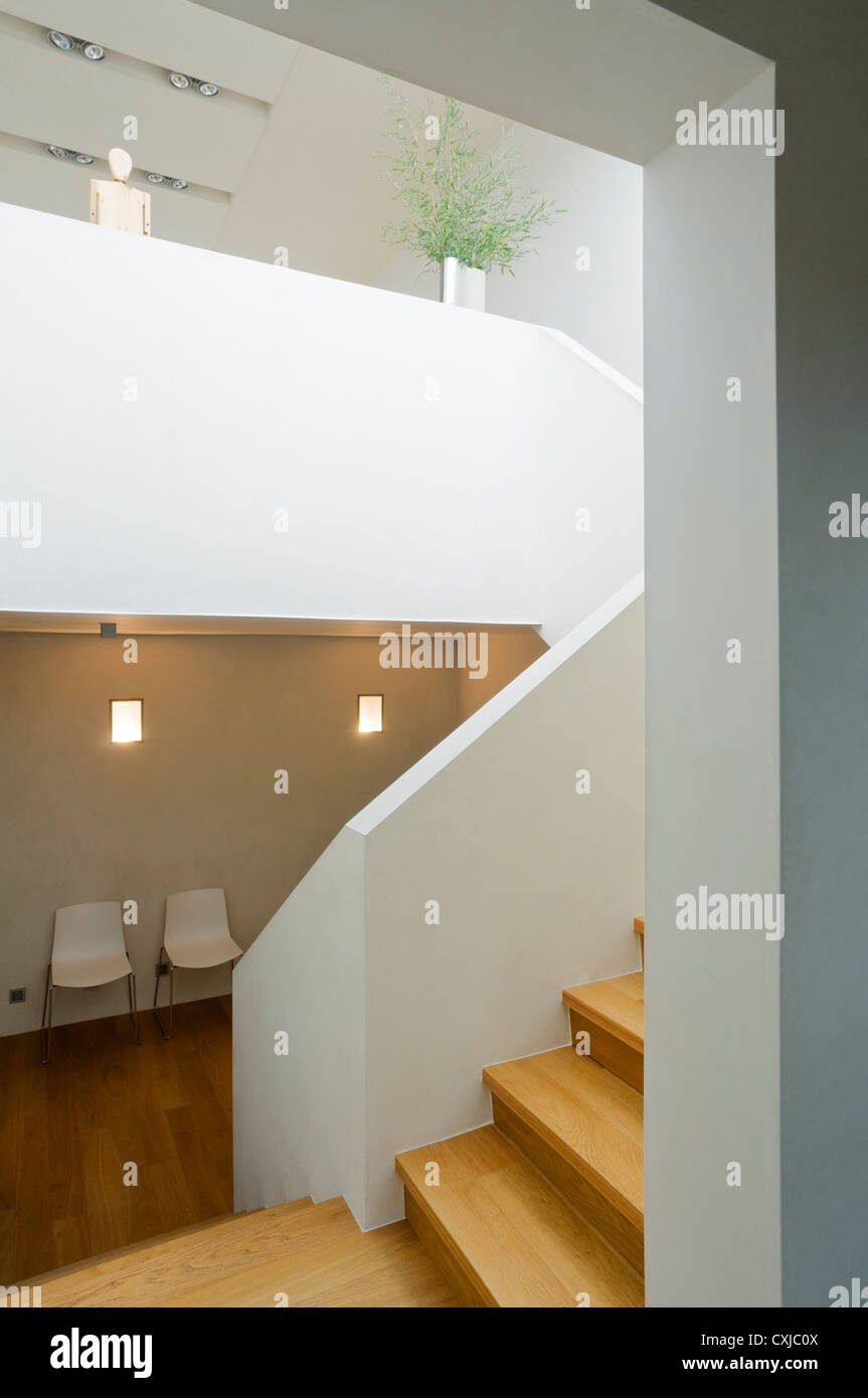 Modern staircase with geometric proportions Stock Photo - Alamy