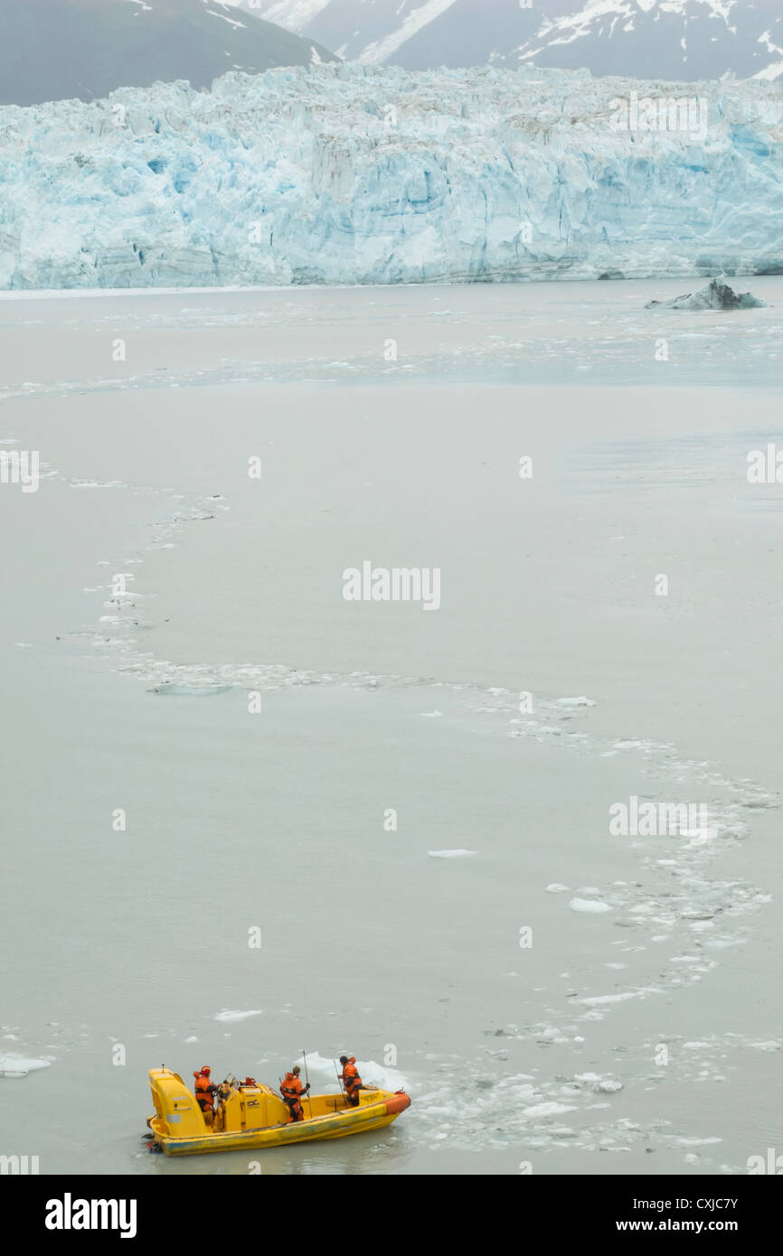 Hubbard glacier disenchantment bay ak hi-res stock photography and ...