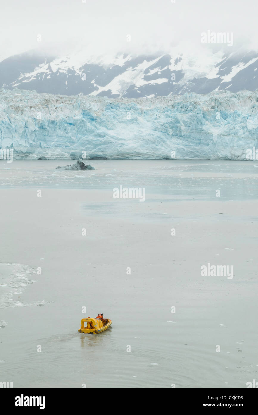 Hubbard glacier disenchantment bay ak hi-res stock photography and ...