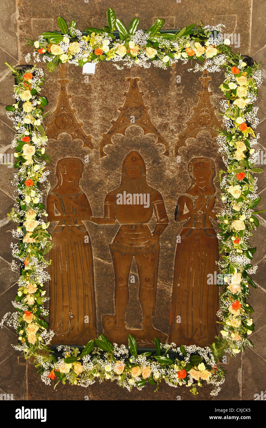 St saviour’s church dartmouth devon hi-res stock photography and images ...