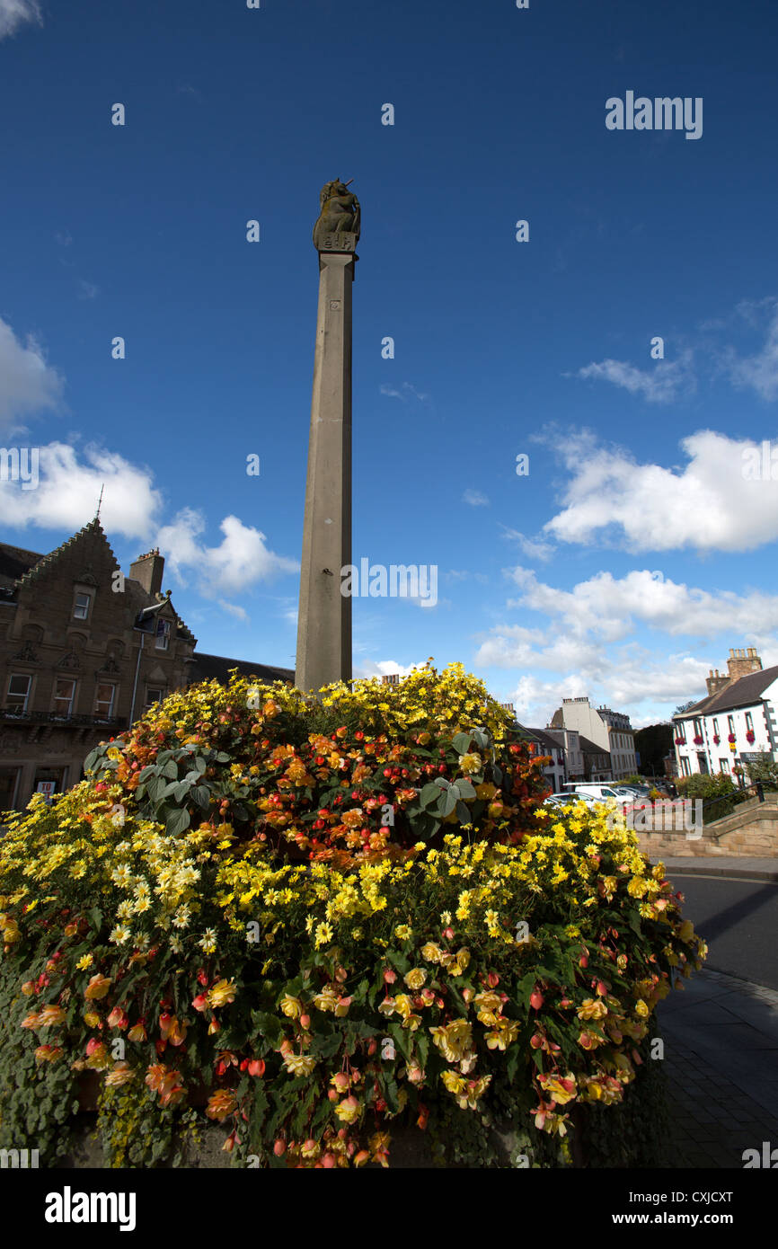 Town of Melrose, Scotland. Colourful view of Melrose Mercat Cross with ...