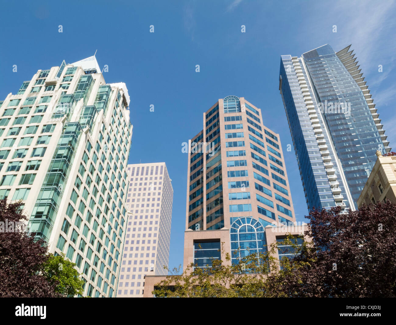 Office buildings vancouver hi-res stock photography and images - Alamy