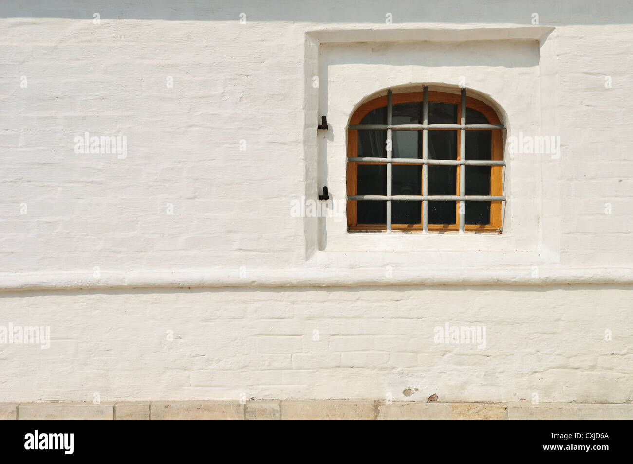 Steel barred window hi-res stock photography and images - Alamy