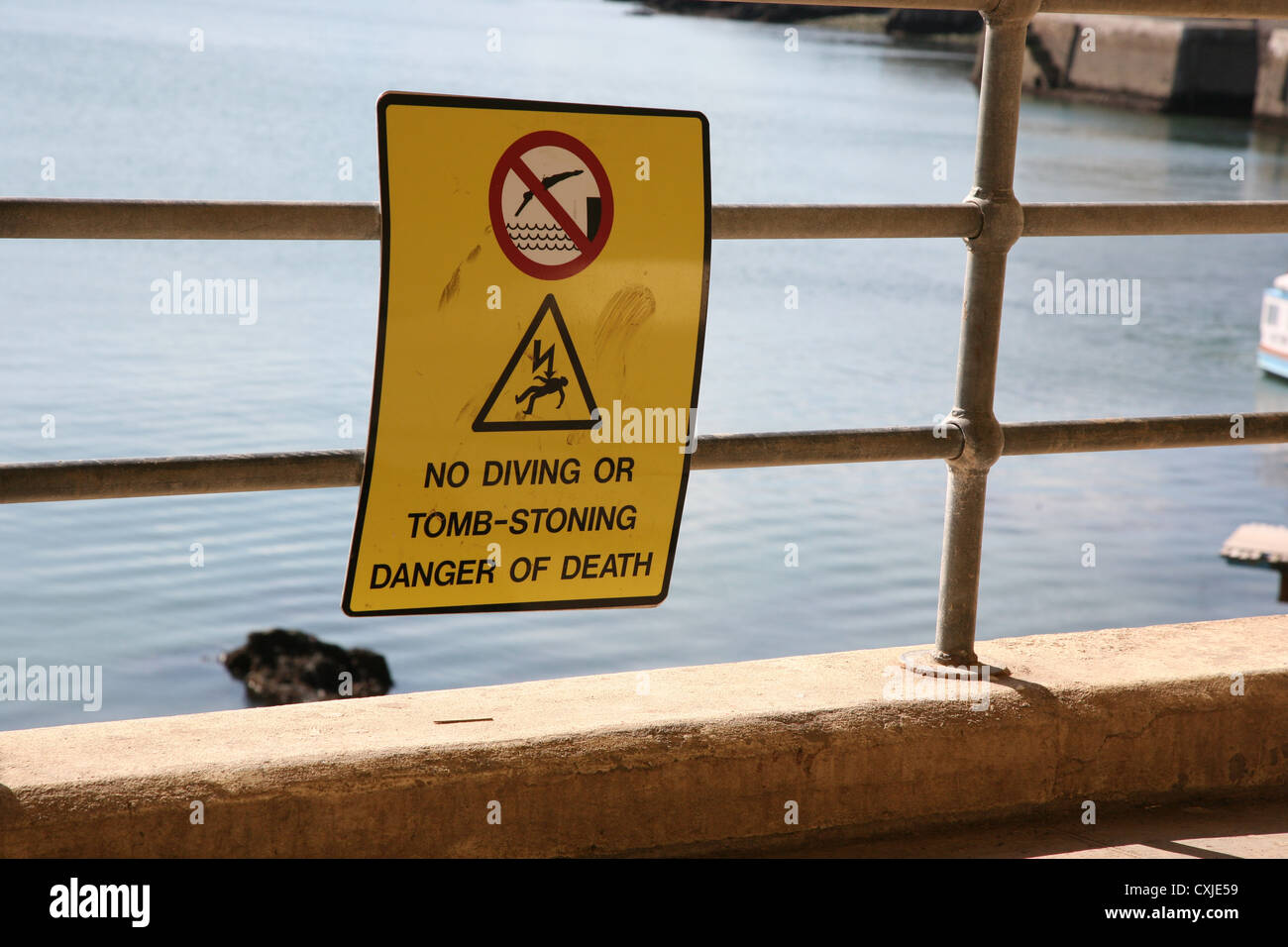 Danger death sign pier hi-res stock photography and images - Alamy