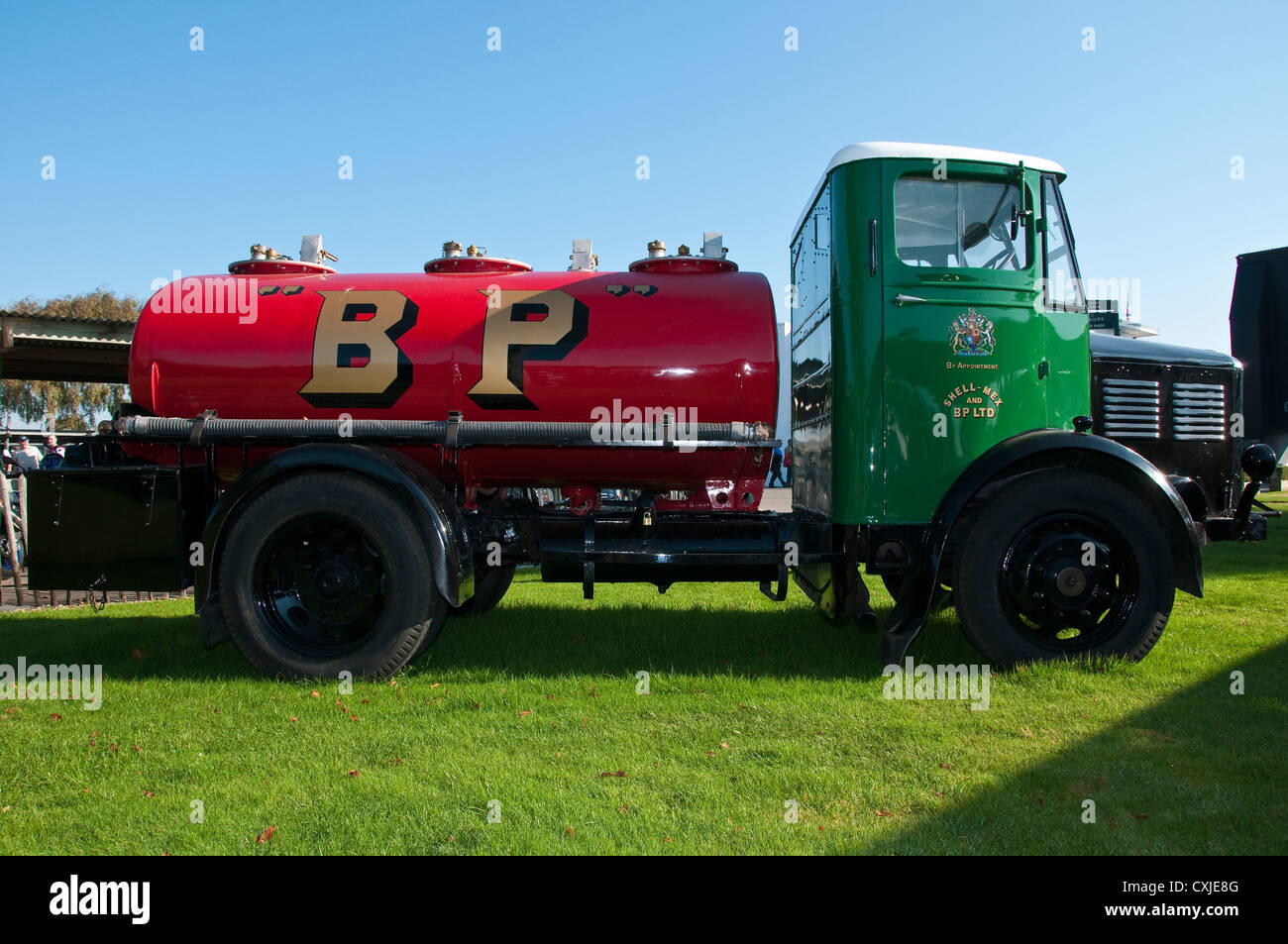Bp tanker hi-res stock photography and images - Alamy