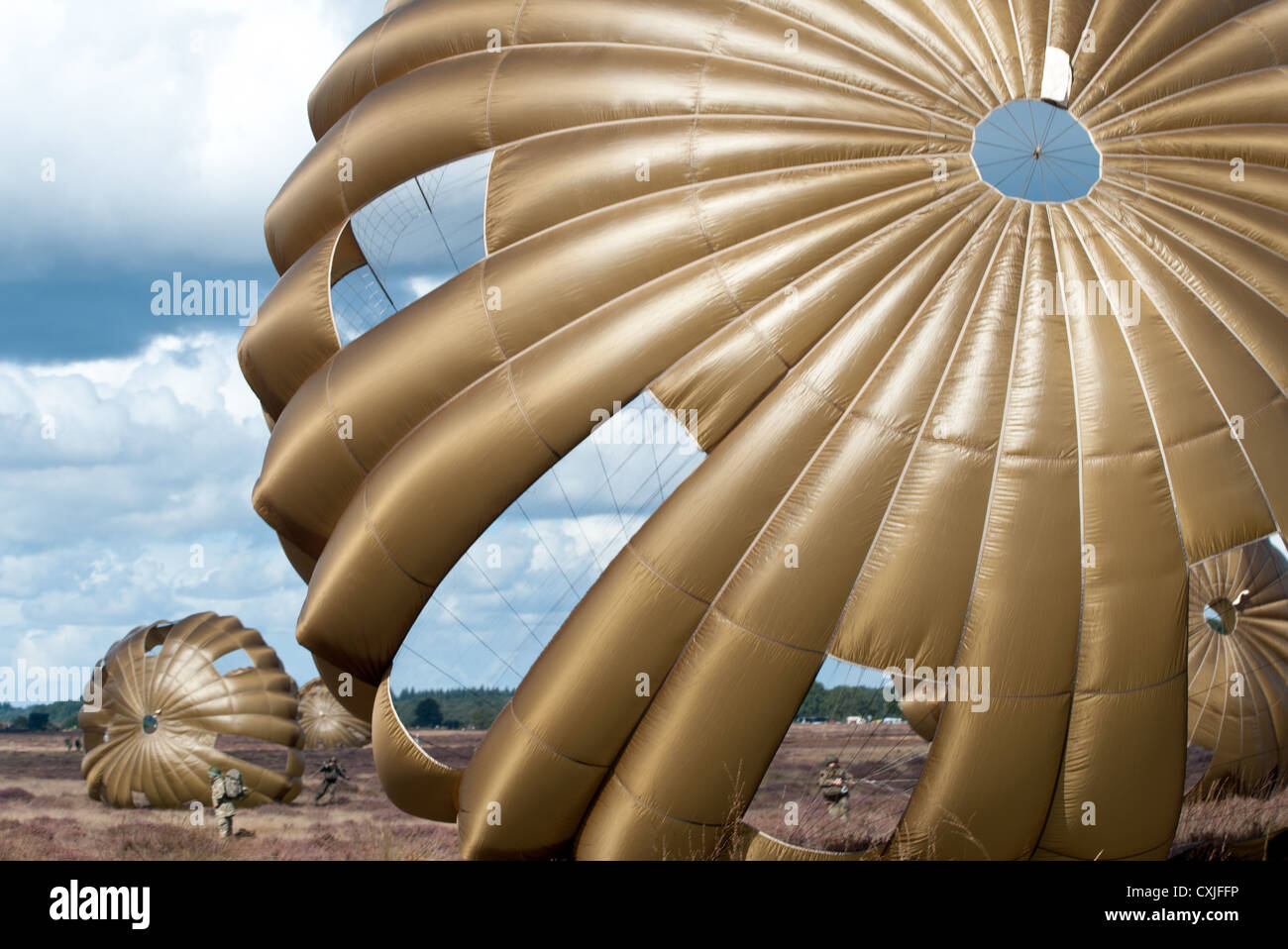 Wwii parachutes hi-res stock photography and images - Alamy