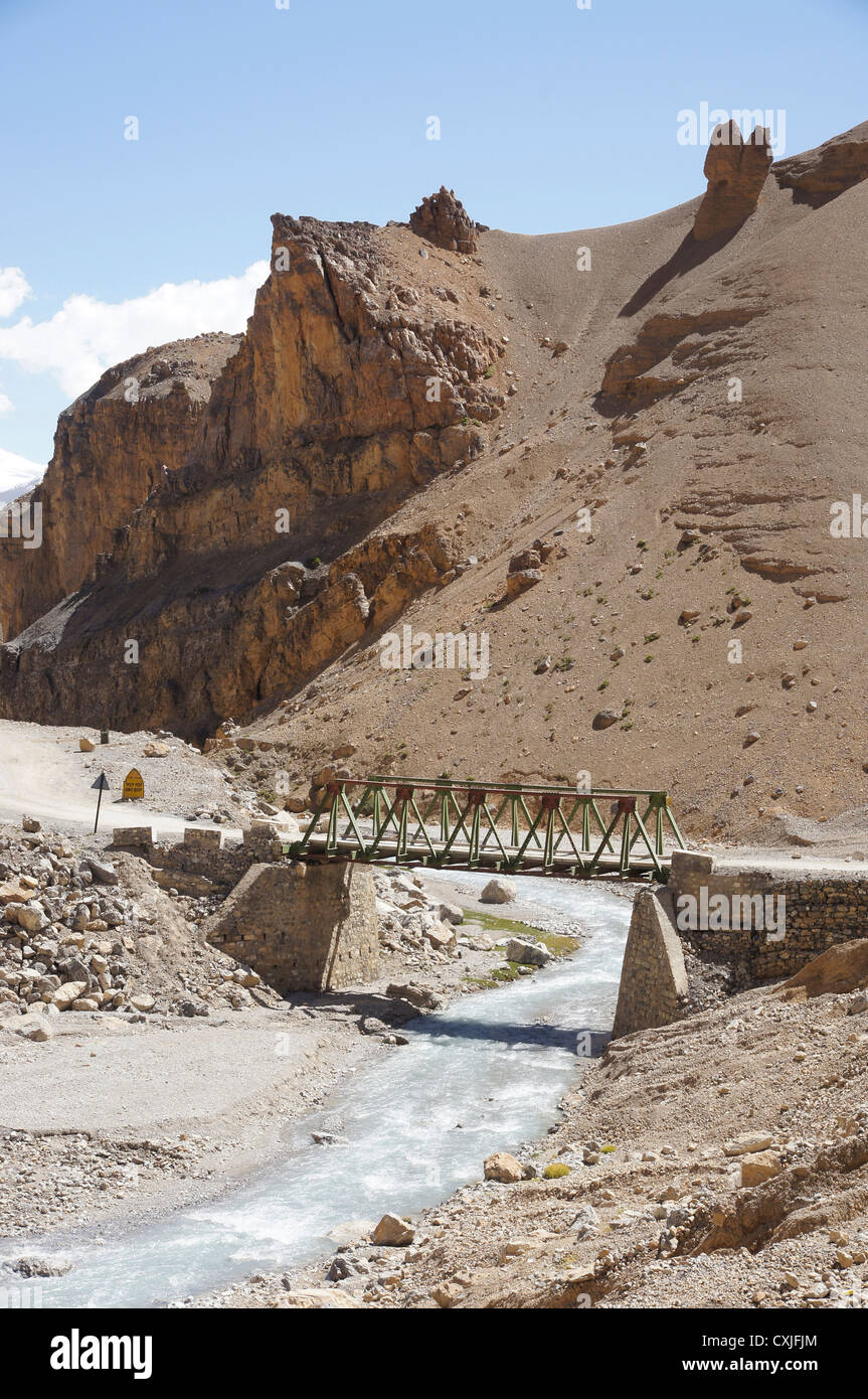 landscape between lachulung la and pang, manali-leh highway, jammu and ...