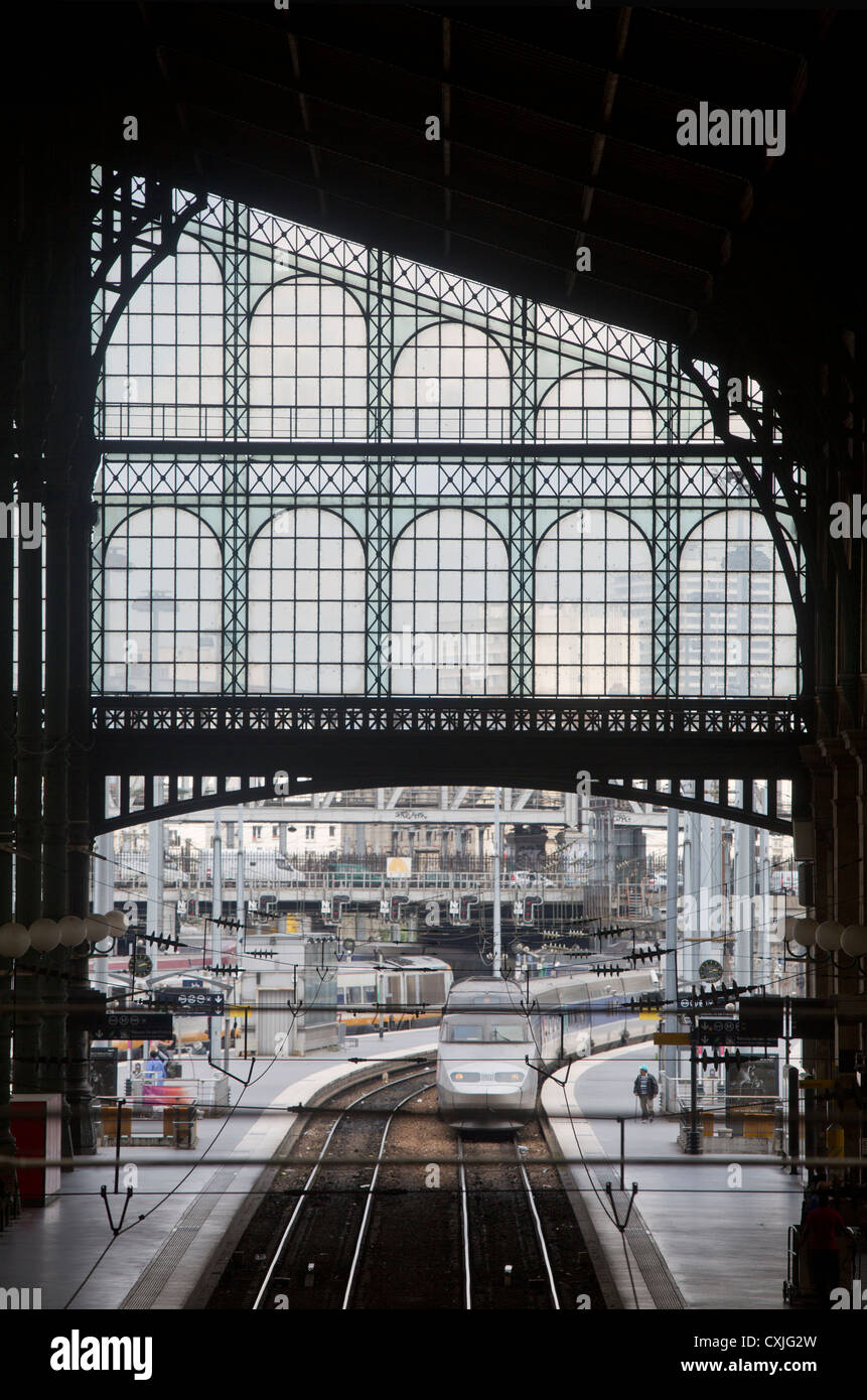 SNCF a silver French national rail network Train à Grande Vitesse TGV ...