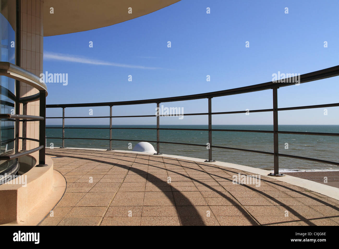 Stainless steel balcony railing hi-res stock photography and images - Alamy