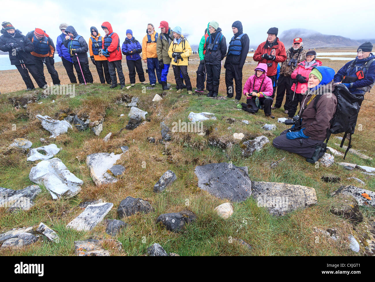 Thule inuit hi-res stock photography and images - Alamy