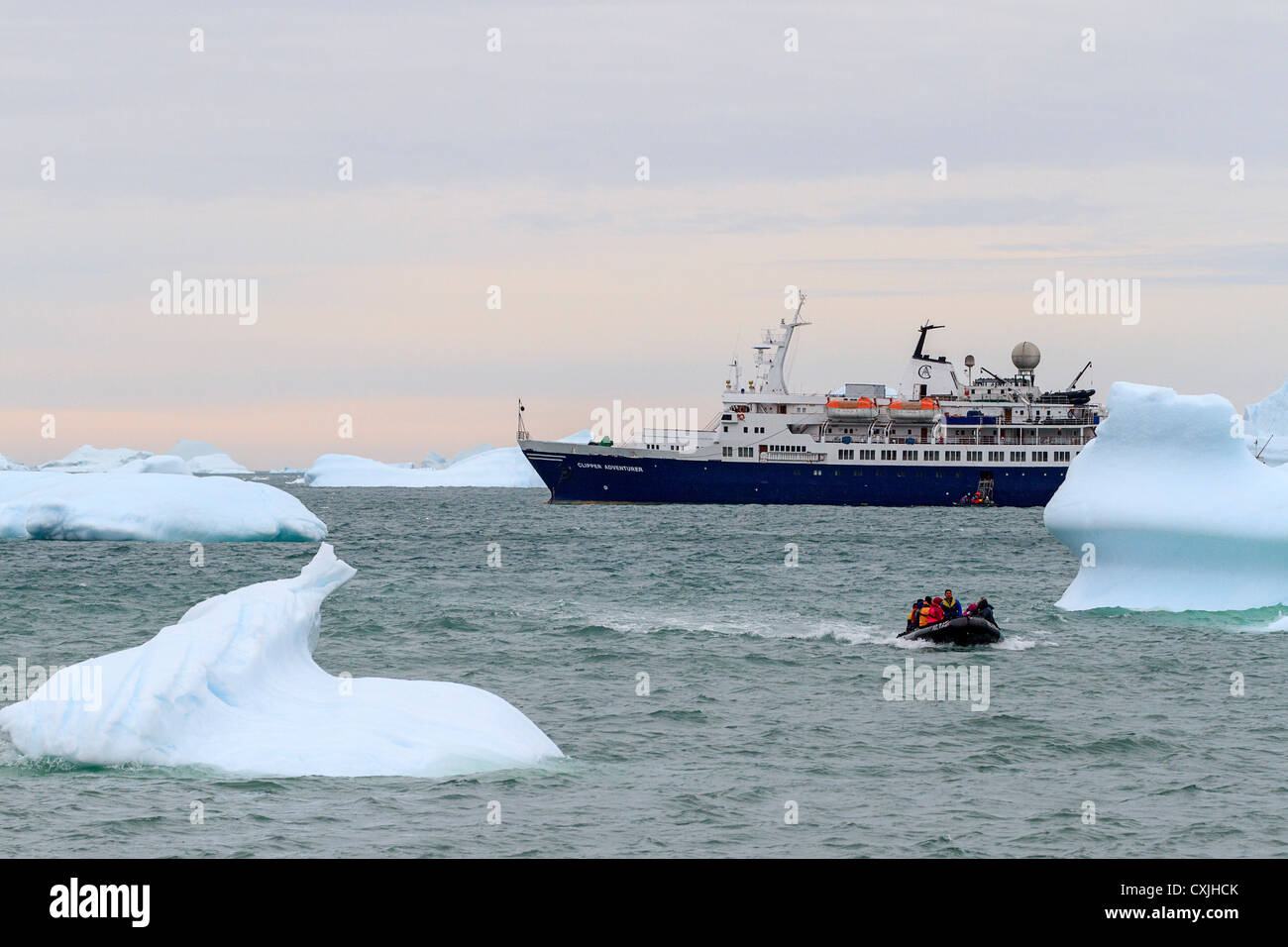 Canada arctic clipper hi-res stock photography and images - Alamy