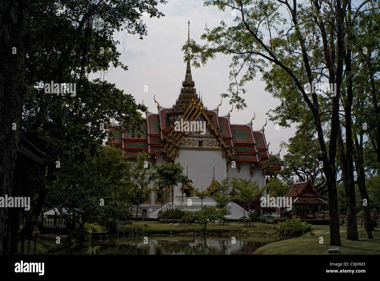Exotic Eastern Temple in Tropical Grounds Thaliand Thai Classical ...