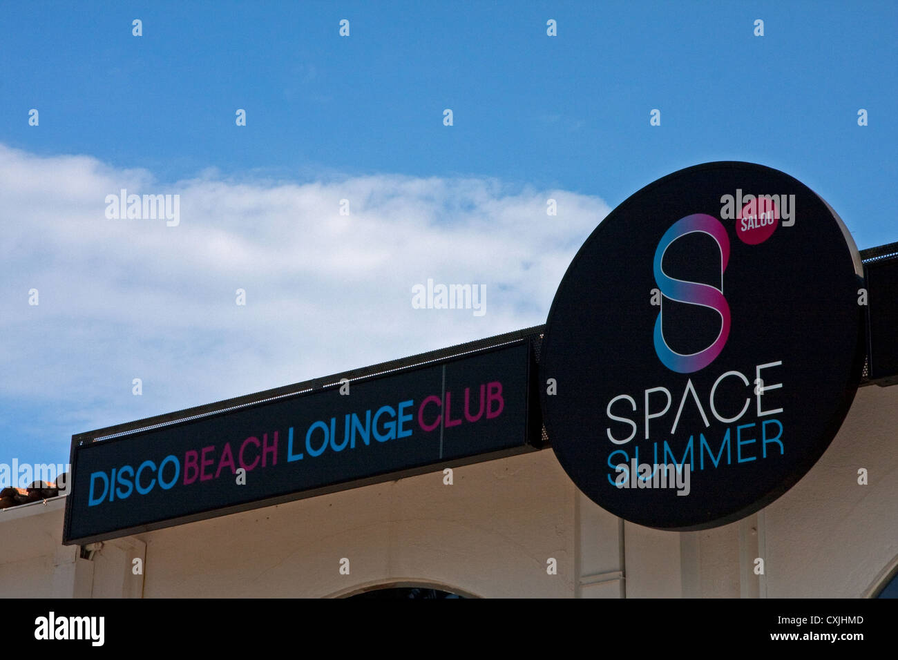 Lounge club hi-res stock photography and images - Alamy