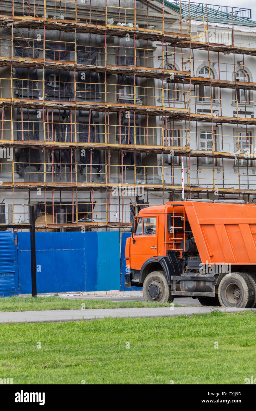 construction of a building, truck in frame Stock Photo - Alamy
