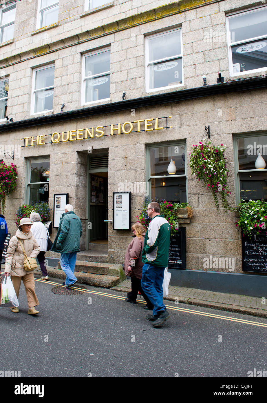The Queens Hotel in St Ives in Cornwall Stock Photo - Alamy
