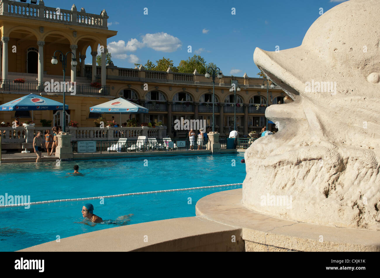 Széchenyi open air bath hi-res stock photography and images - Alamy