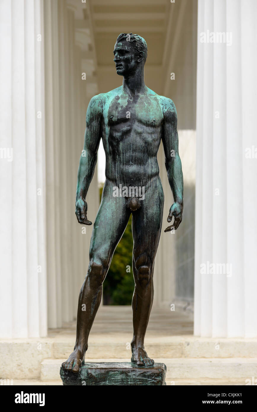 Theseus statue hi-res stock photography and images - Alamy