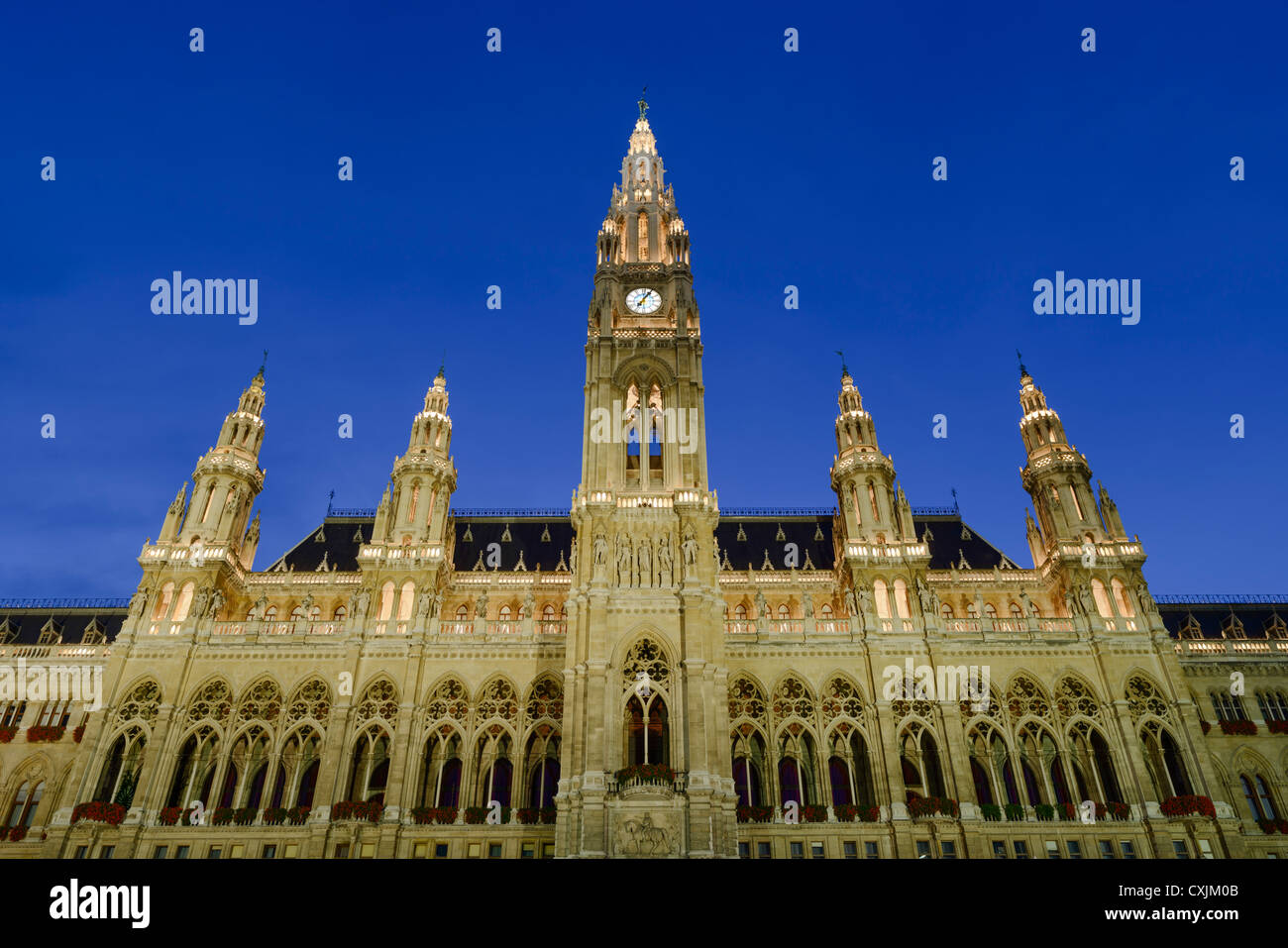 Neues rathaus vienna hi-res stock photography and images - Alamy