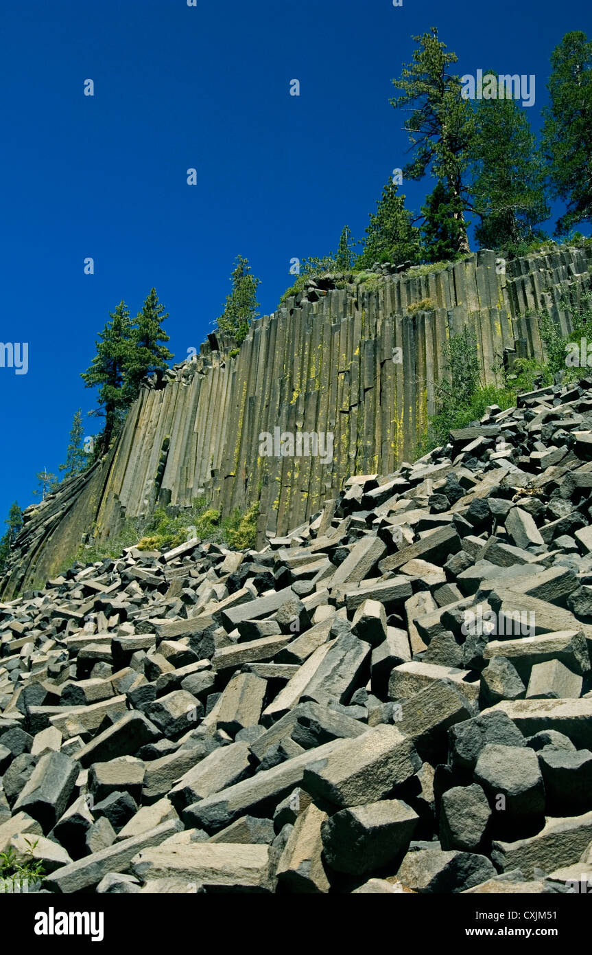 Columnar Basalt, Devil's Postpile National Monument, Mammoth Lakes area ...