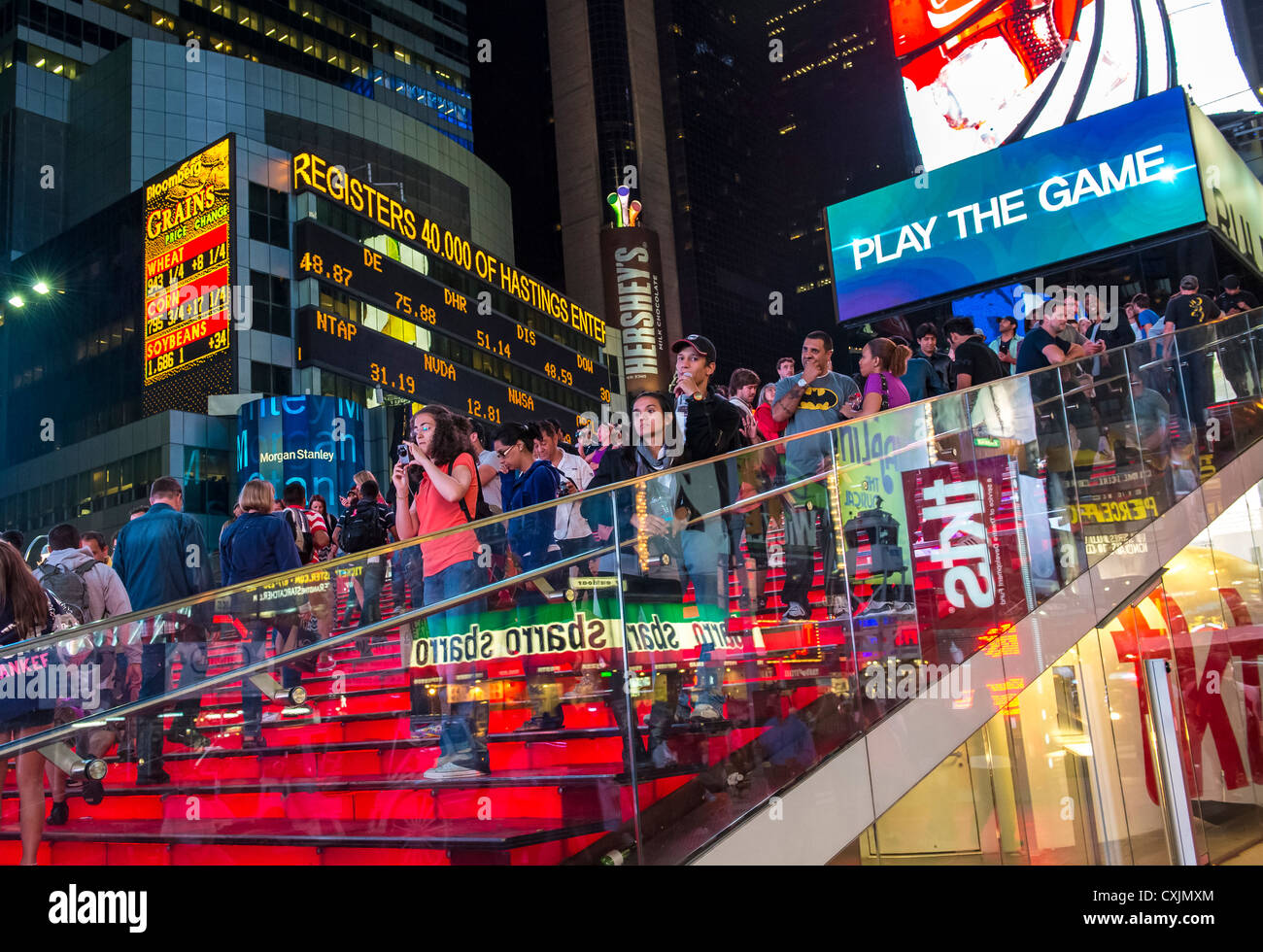 The Times Square at night Stock Photo - Alamy