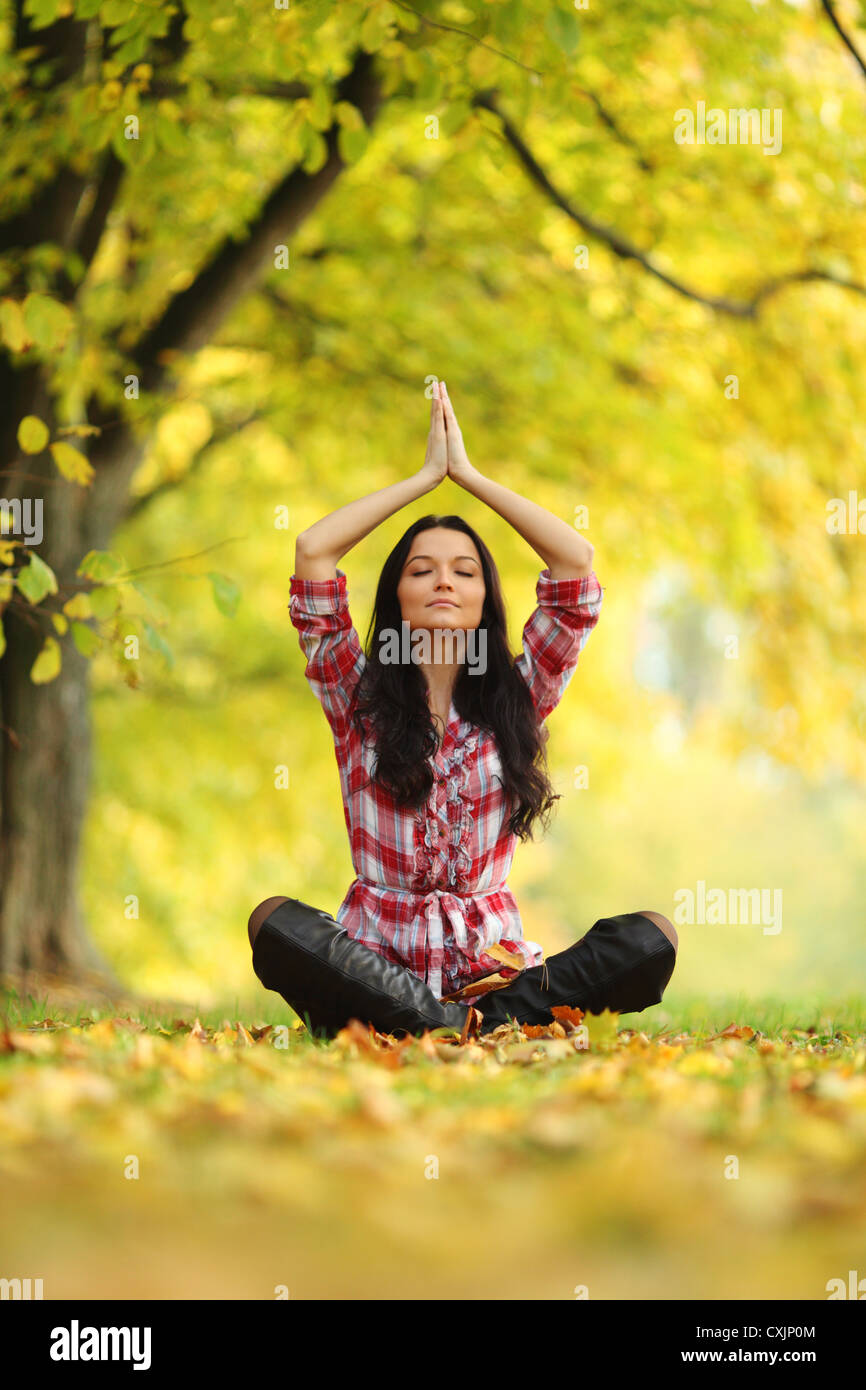 autumn woman portret in park Stock Photo - Alamy