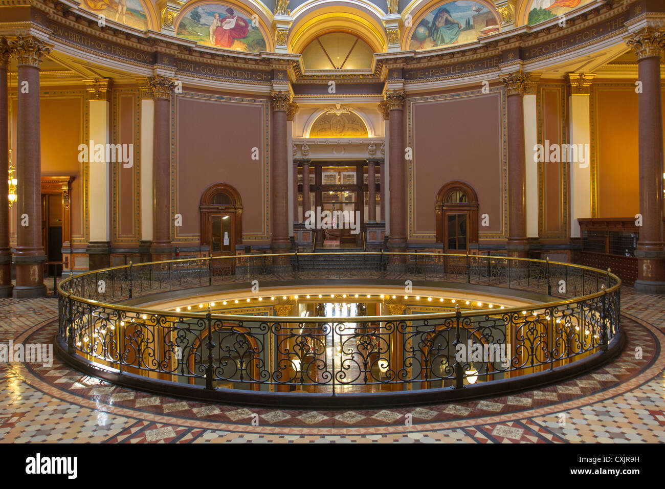 Rotunda entrance to the Senate chamber in the Iowa state capitol ...