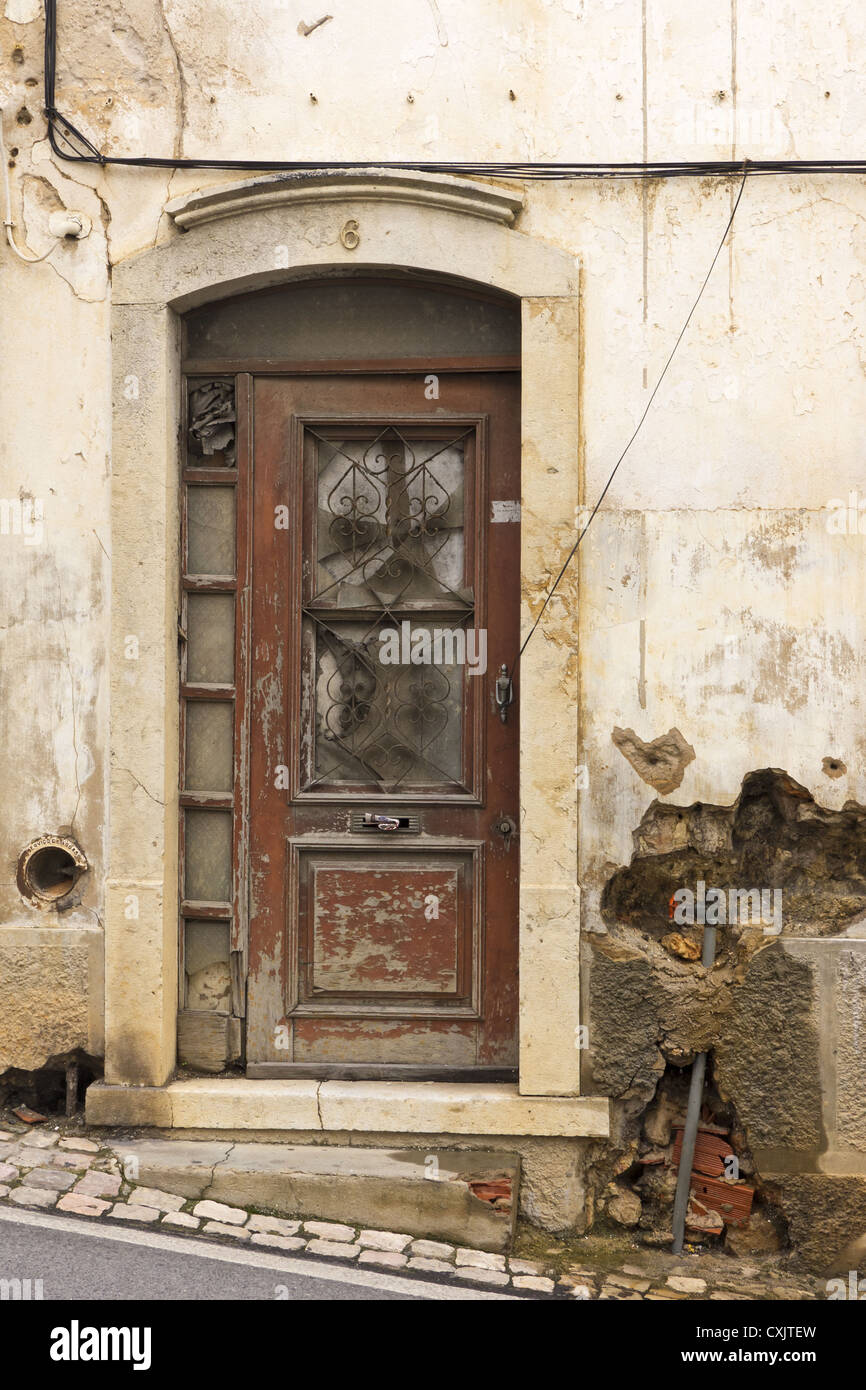 Rotten front door Stock Photo - Alamy