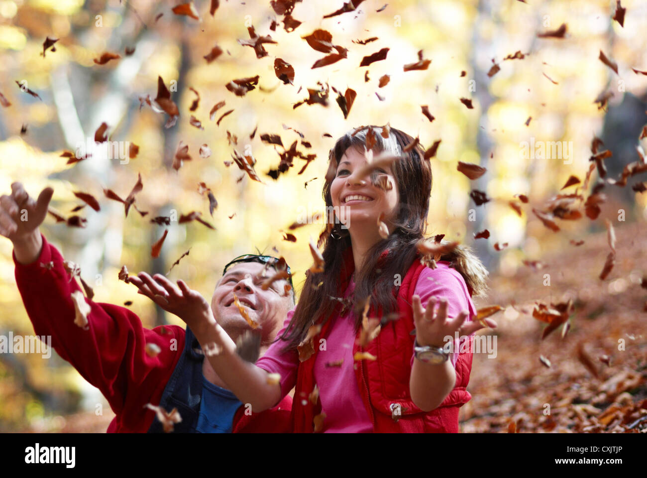 Falling leaves hi-res stock photography and images - Alamy