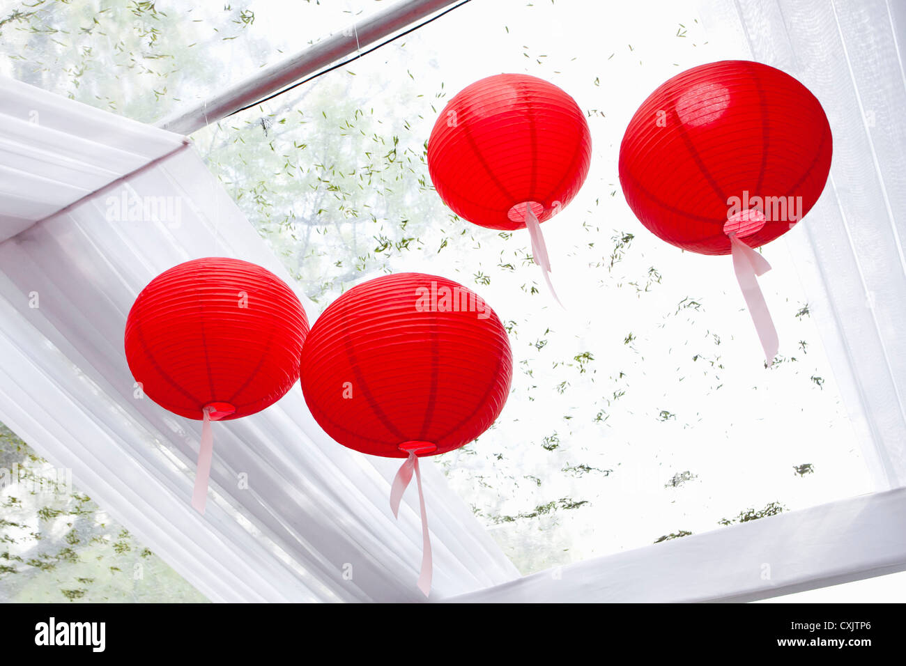 Four paper lanterns hi-res stock photography and images - Alamy