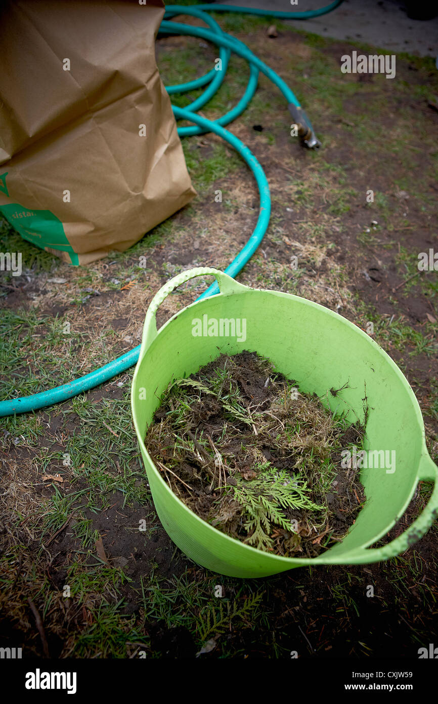 Landscape landscaping bucket hi-res stock photography and images - Alamy