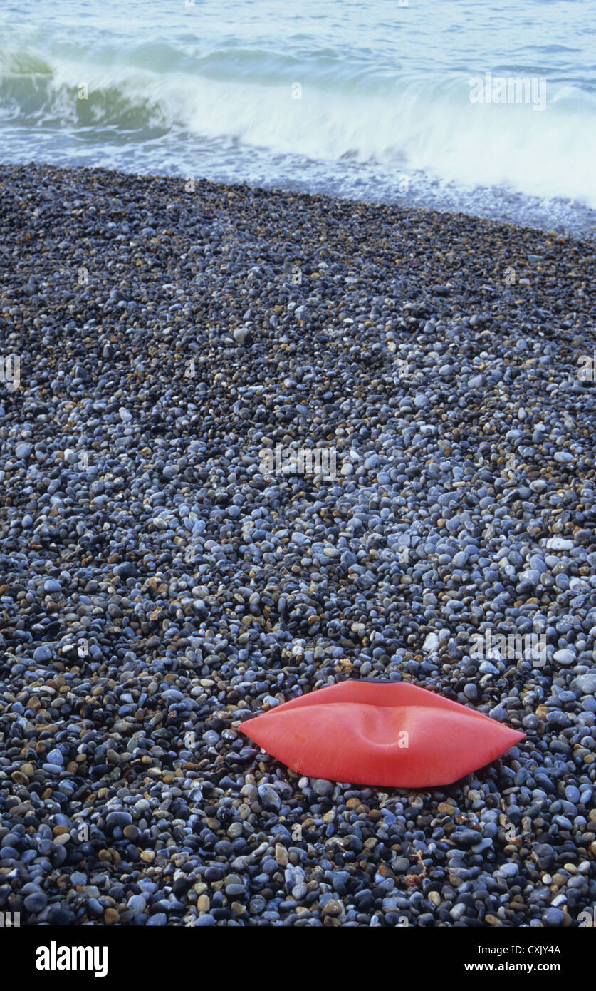 Wave lip hi-res stock photography and images - Alamy