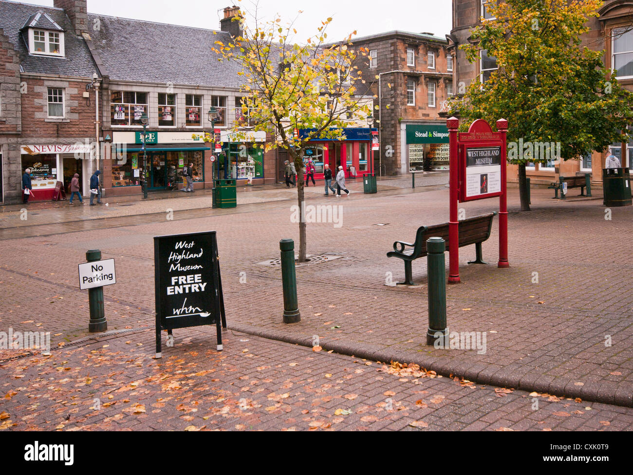 Cameron square fort william highland hi-res stock photography and ...