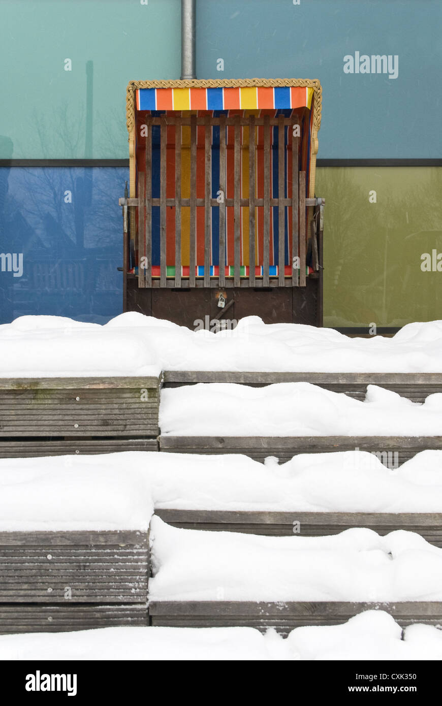 parked beach chair in the winter Stock Photo - Alamy