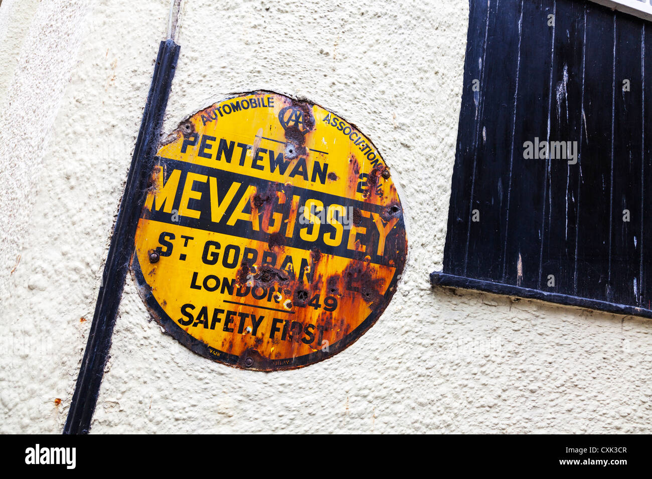 Old aa signs hi-res stock photography and images - Alamy