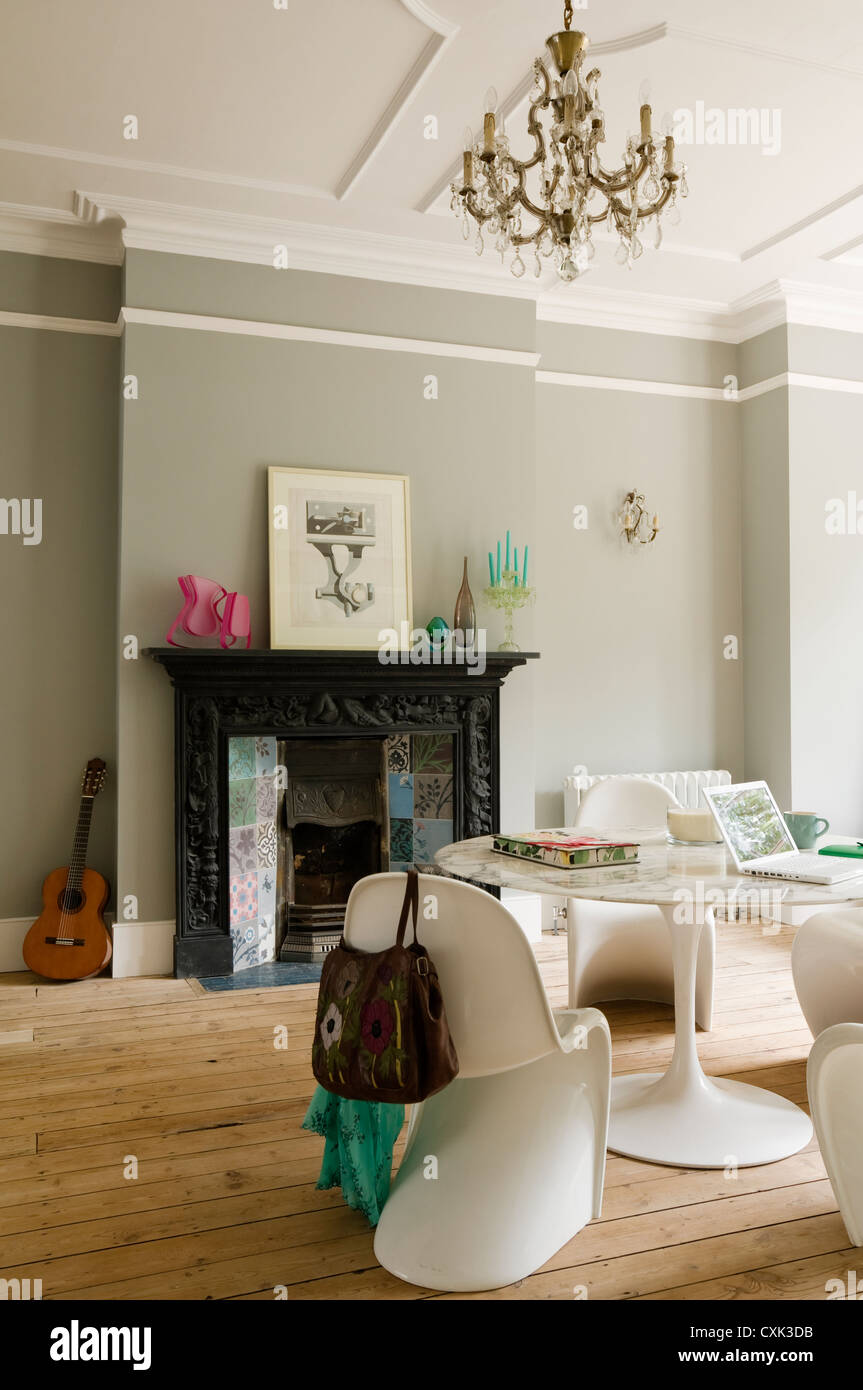 North London Victorian conversion and family home Stock Photo - Alamy