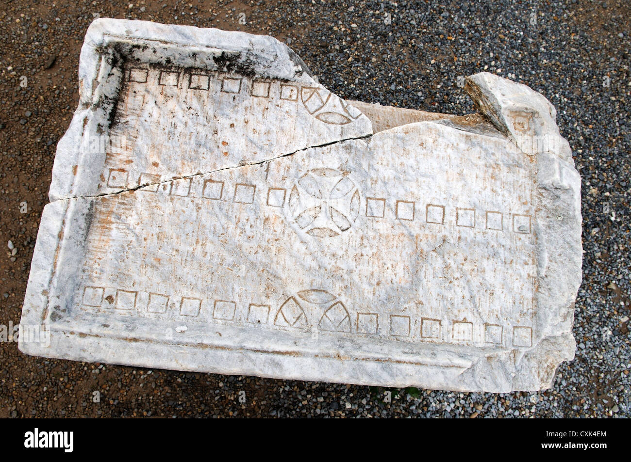 Roman game board hi-res stock photography and images - Alamy