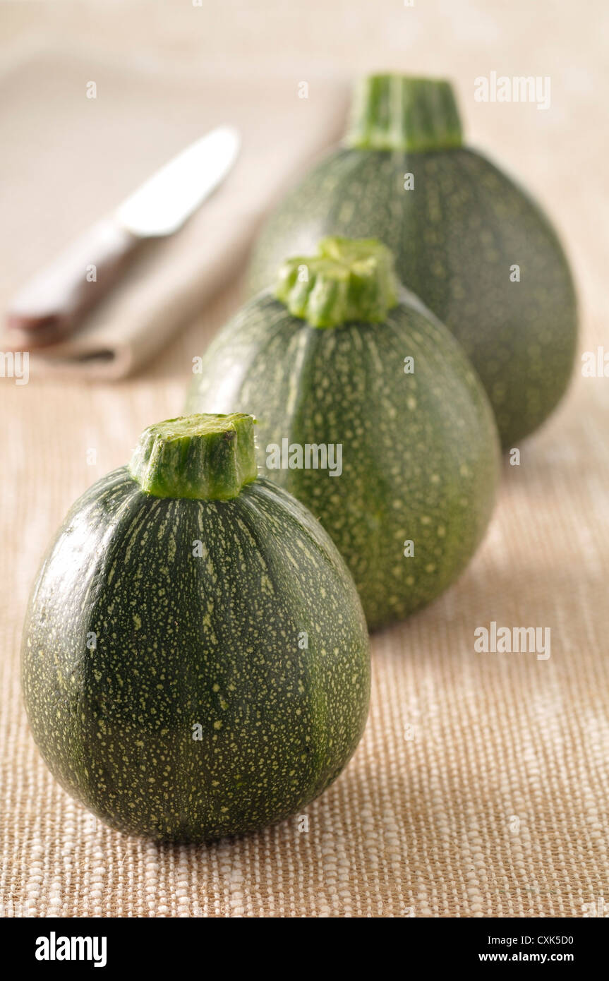 Zucchini images hi-res stock photography and images - Alamy