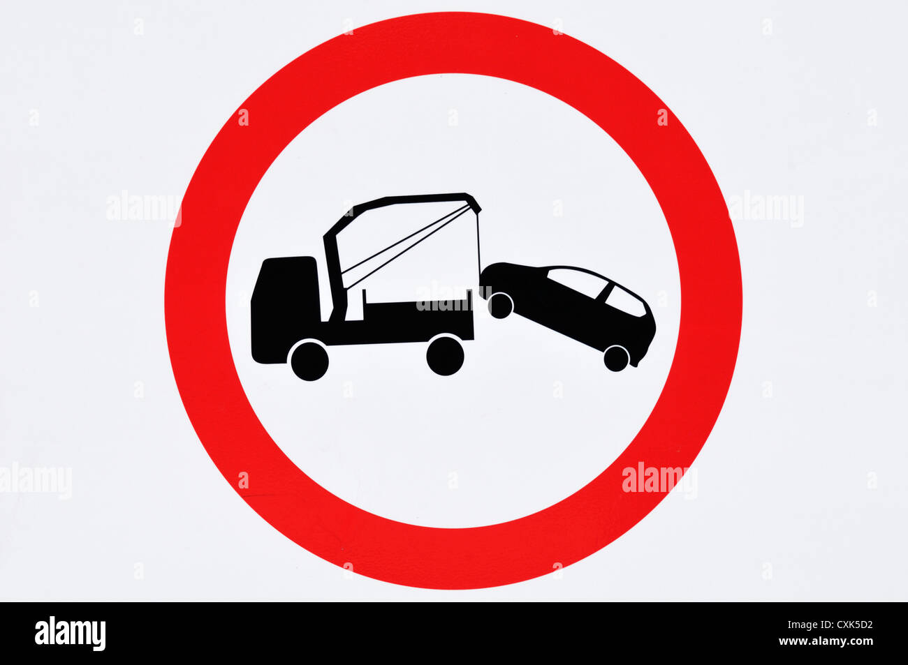Tow truck sign hi-res stock photography and images - Alamy