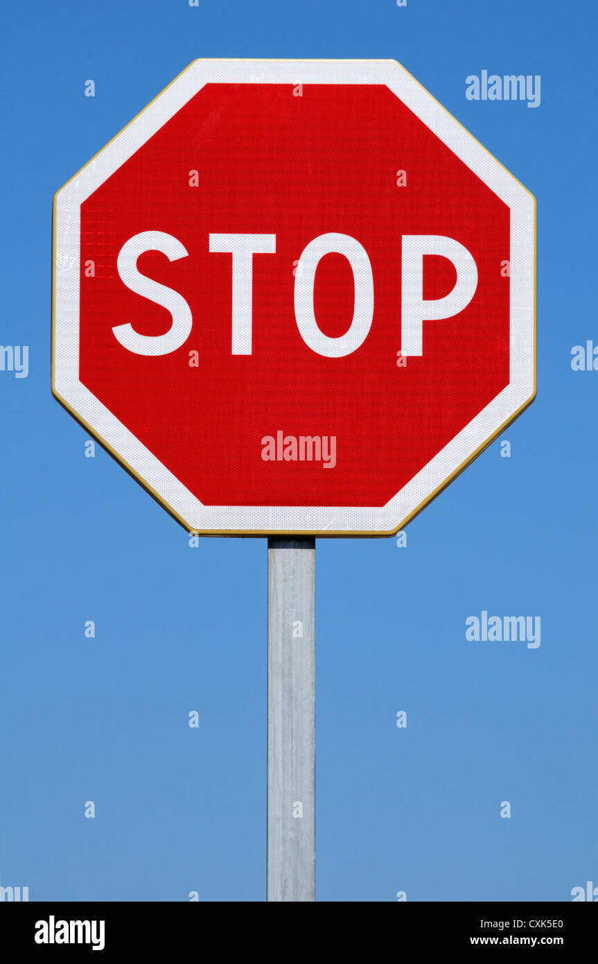 Stop sign hi-res stock photography and images - Alamy