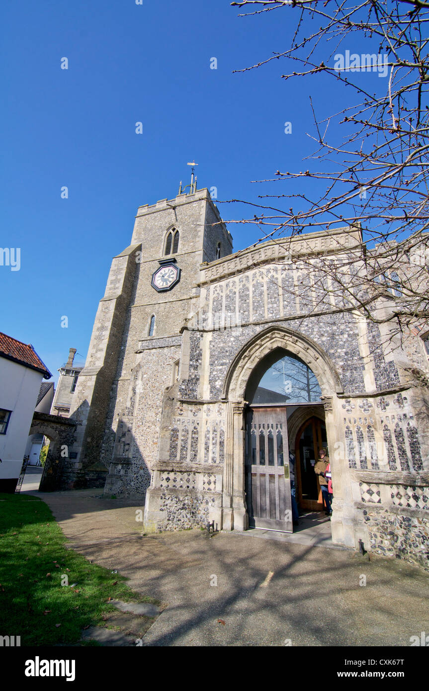 St. Mary The Virgin, a medieval stone church in Diss, East Anglia ...