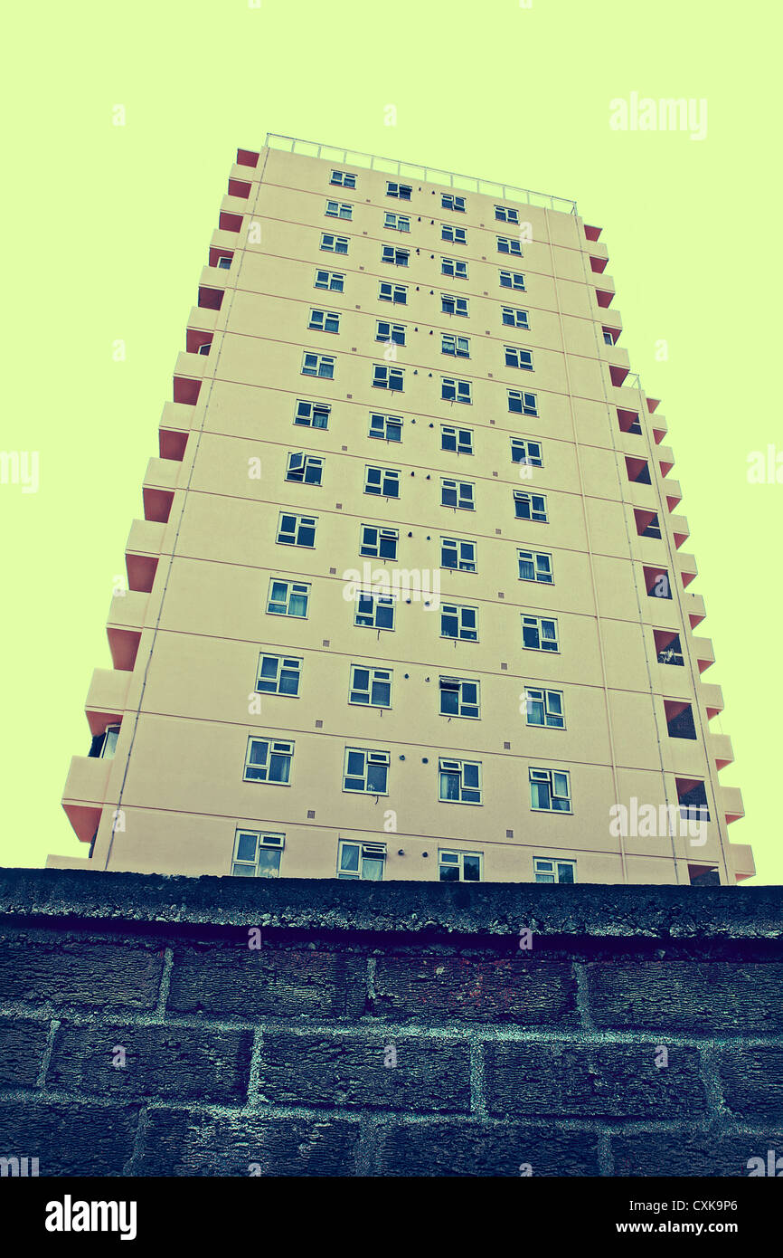 High rise living towers hi-res stock photography and images - Alamy