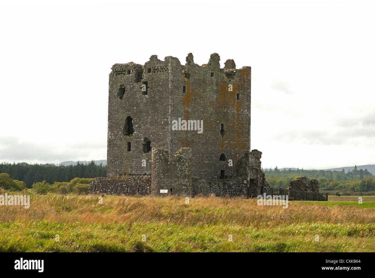 Threave Castle, Historic Island Keep on the River Dee. Castle Douglas ...
