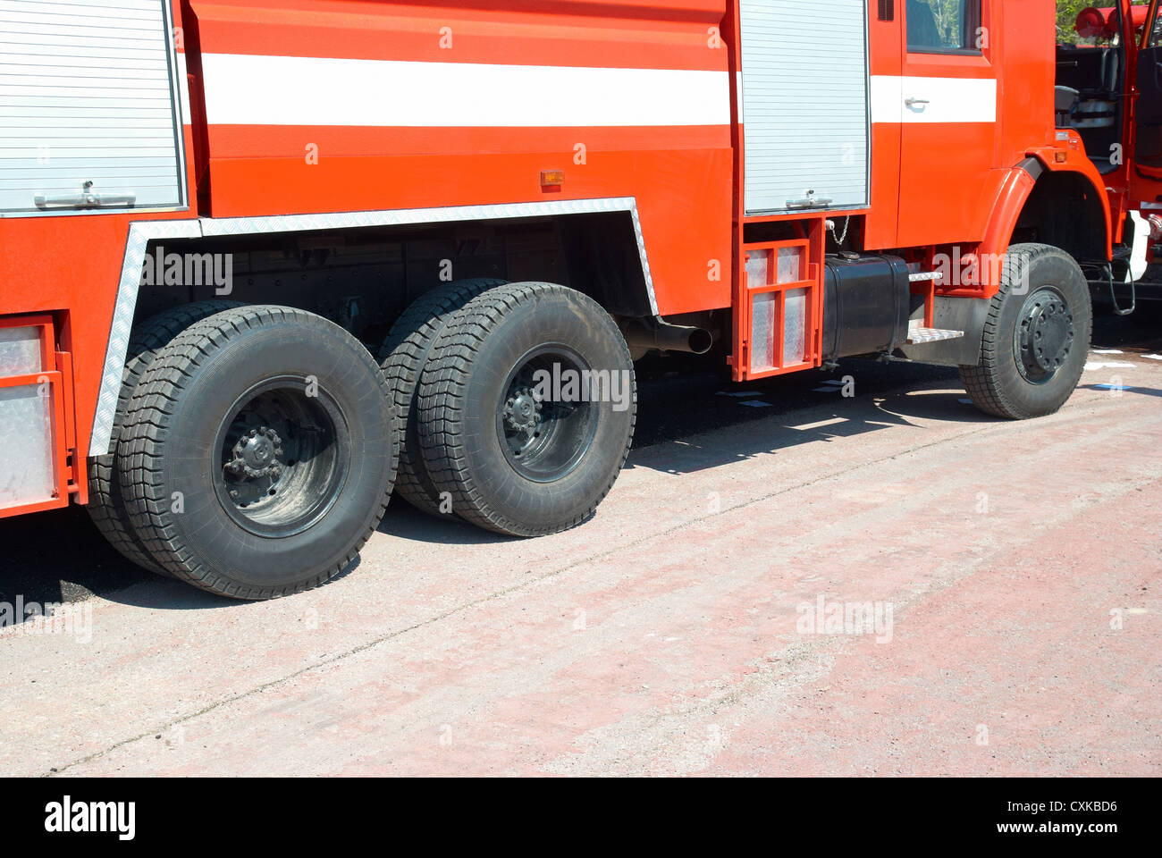 Red and black fire engine hi-res stock photography and images - Alamy