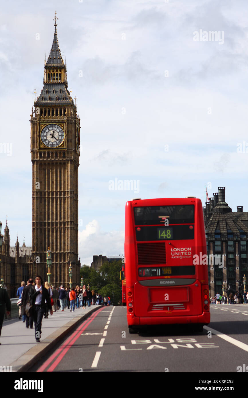 Back view red double decker hi-res stock photography and images - Alamy