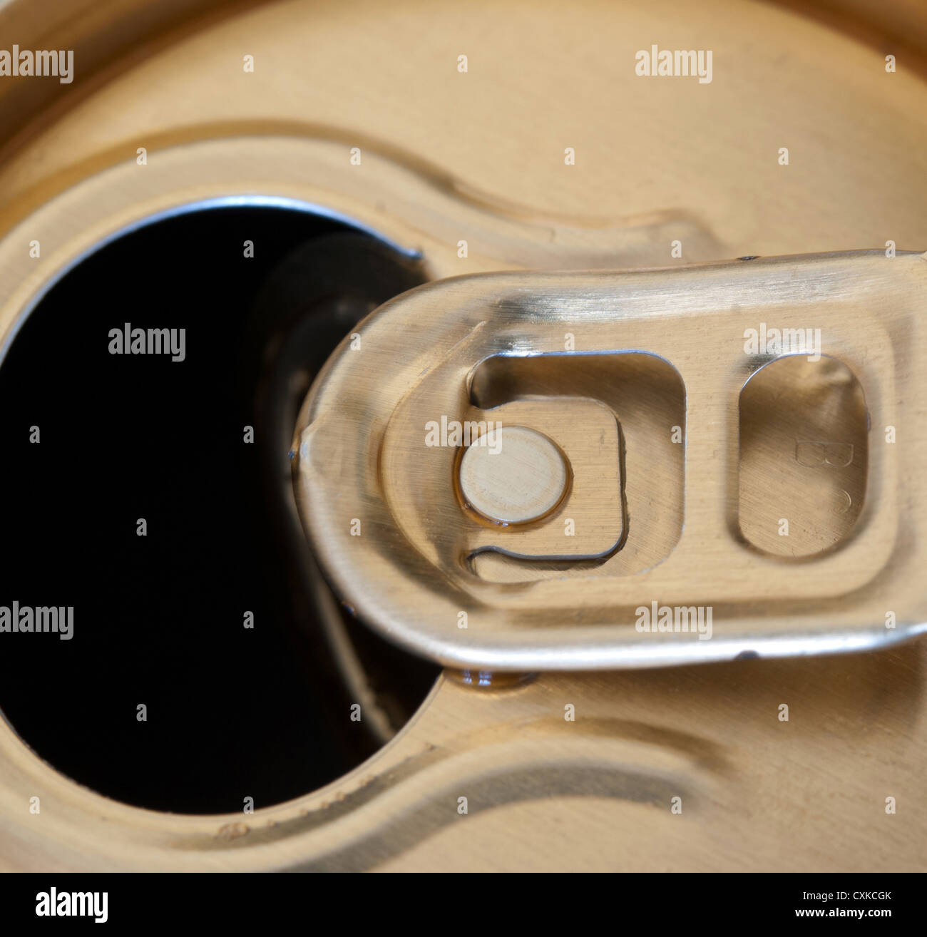 Cold drink cans with condensation hi-res stock photography and images ...