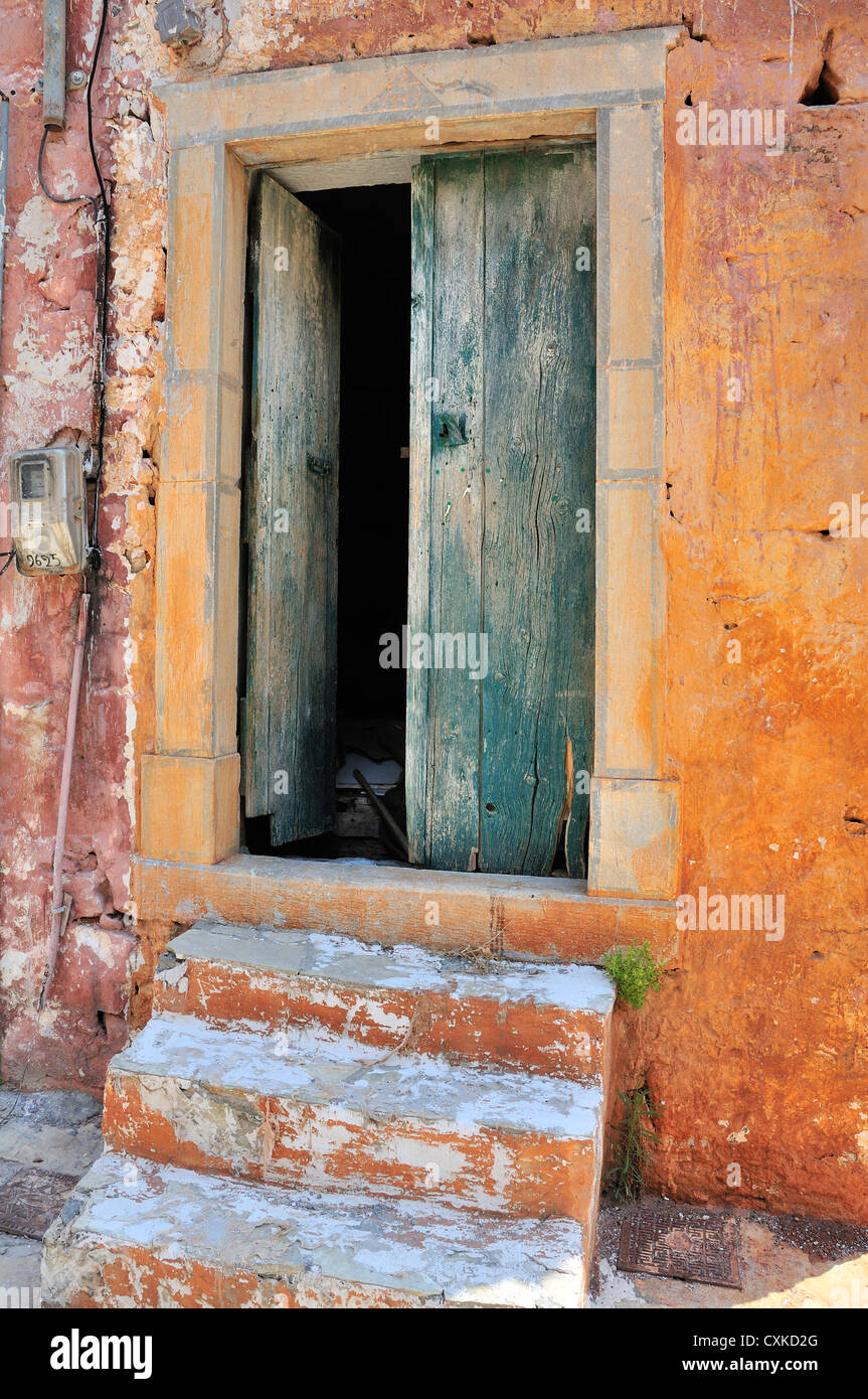 Ochre painted house hi-res stock photography and images - Alamy