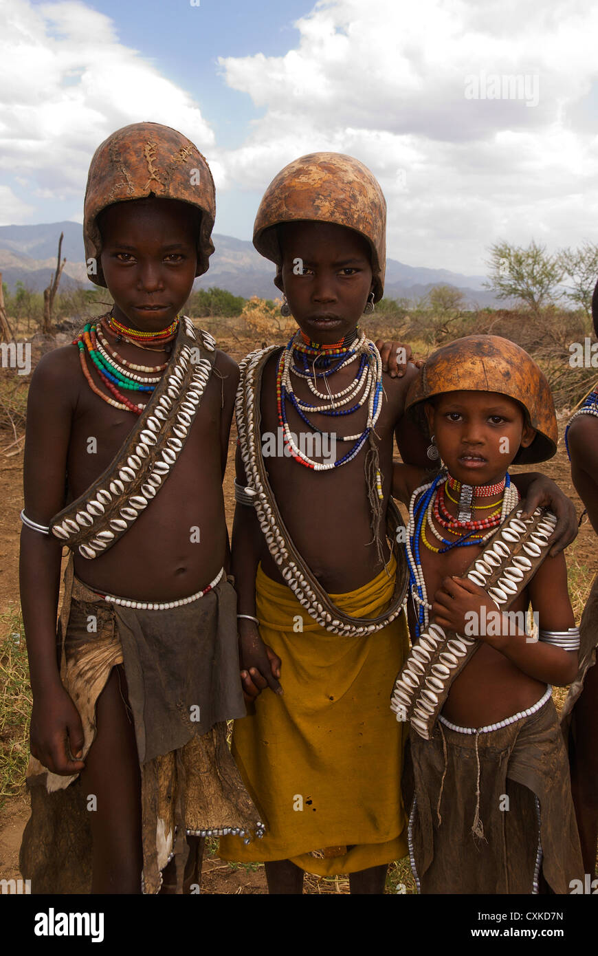 Tribal boys hi-res stock photography and images - Alamy