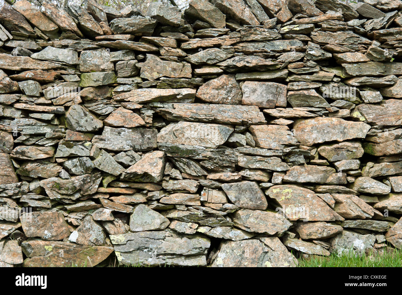 Walling blocks hi-res stock photography and images - Alamy