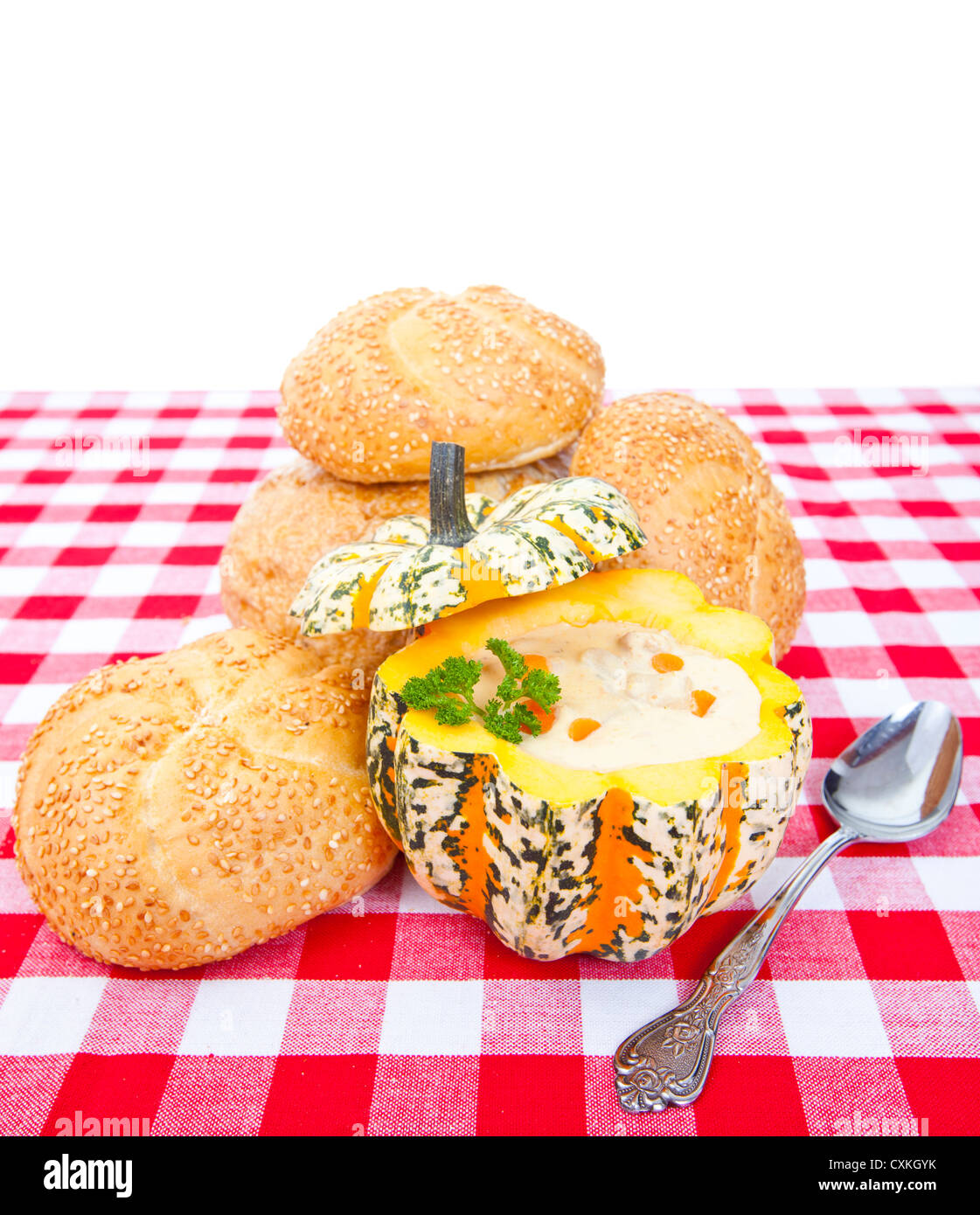 Clam chowder bread bowl hi-res stock photography and images - Alamy