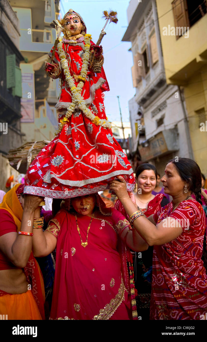 Gangaur hi-res stock photography and images - Alamy